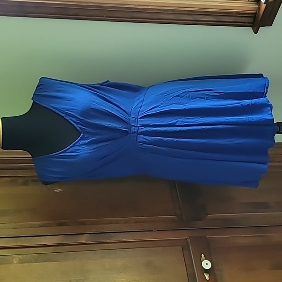 Millennium | Dresses | Millennium Xl Midi Dress Blue Crinkle Rayon ...